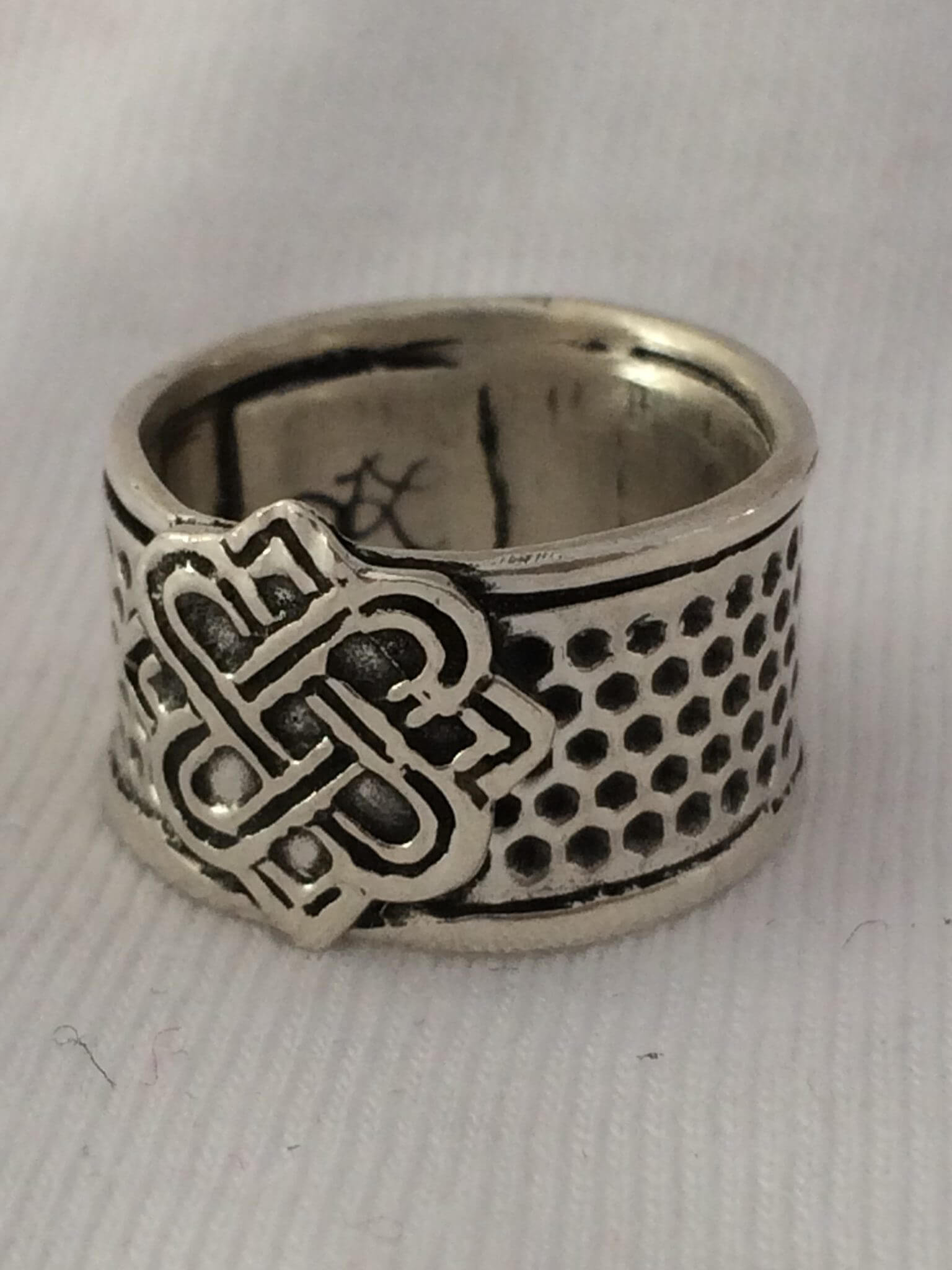 Celtic Knot Band Thimble - Size 5 Sterling Silver – ThimblesForYou.com
